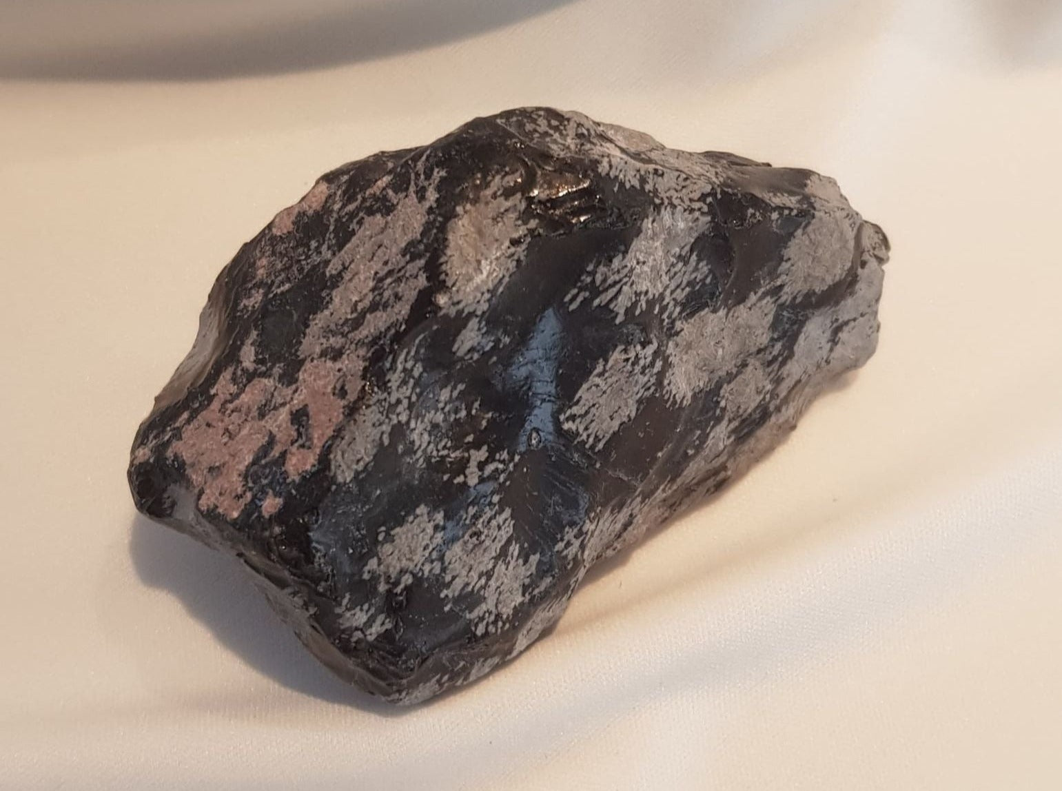 Snefnug Obsidian RÅ